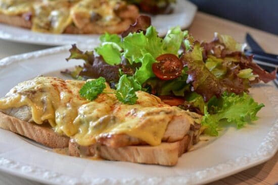 La recette authentique de la flamiche au Maroilles : une spécialité du Nord
